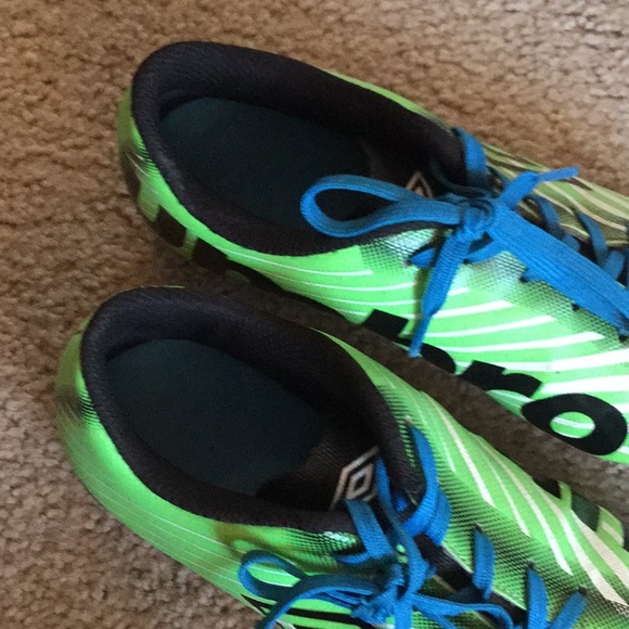Umbro | Shoes | Umbro Boys Cleats | Poshmark